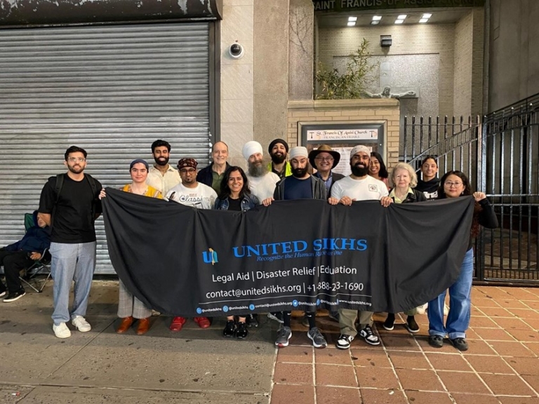 UNITED SIKHS Serving Humanity Through Langar Seva in Manhattan – UNITED ...